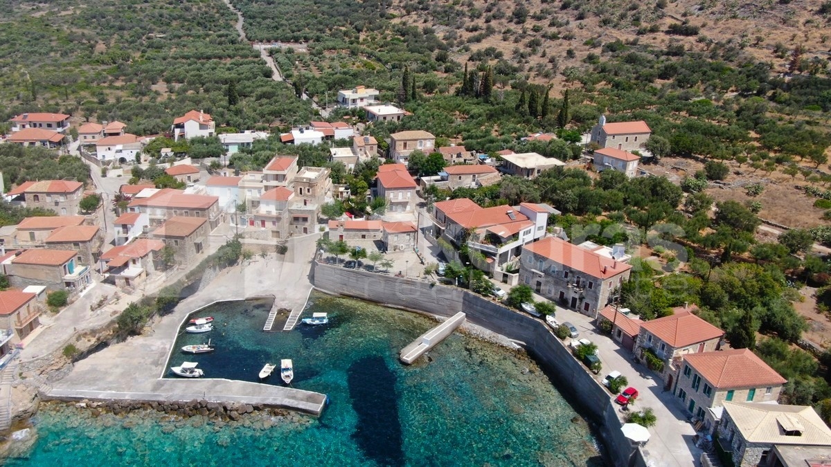 Detached house Trachila, Lefktro-Kardamyli 65 m2 - 1663064 - Skouras ...